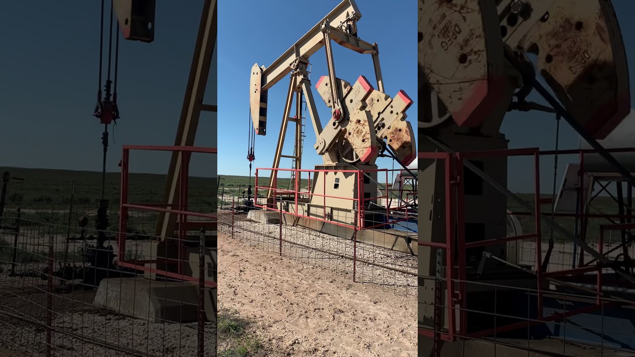 Sentry pumping unit in Higgins Texas - YouTube