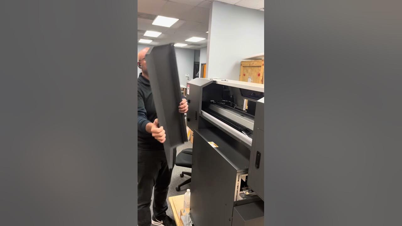 How to Clean the Encoder Strip on the ScreenPro 600 - YouTube