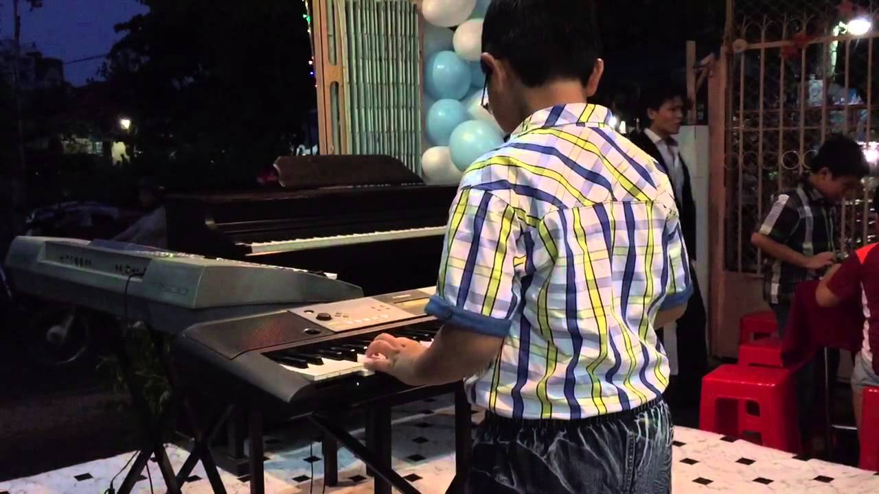 Holla Hi Holla Ho - YouTube