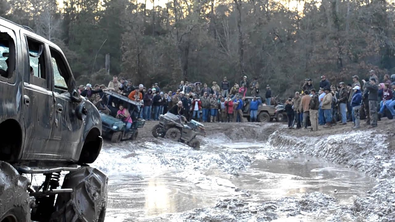 Rednecks in the Mud at Muddy Gras 2011.MOV - YouTube