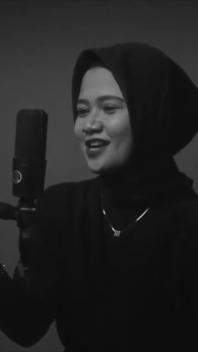 Dewi Dewi - Dokter Cinta Cover by Maulin #gravitunes #gravitunesstudio #youtubeshorts #shorts ...