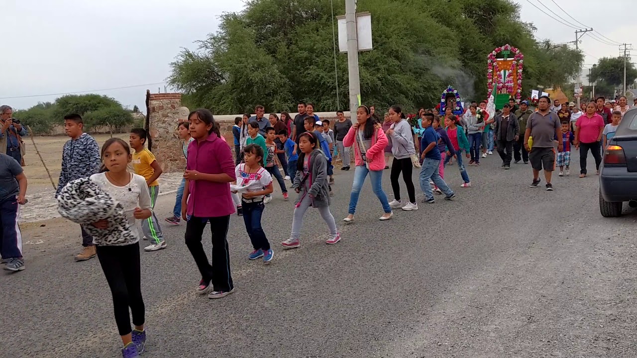 Fiesta en honor a la Santa Cruz Bernal 2018 - YouTube