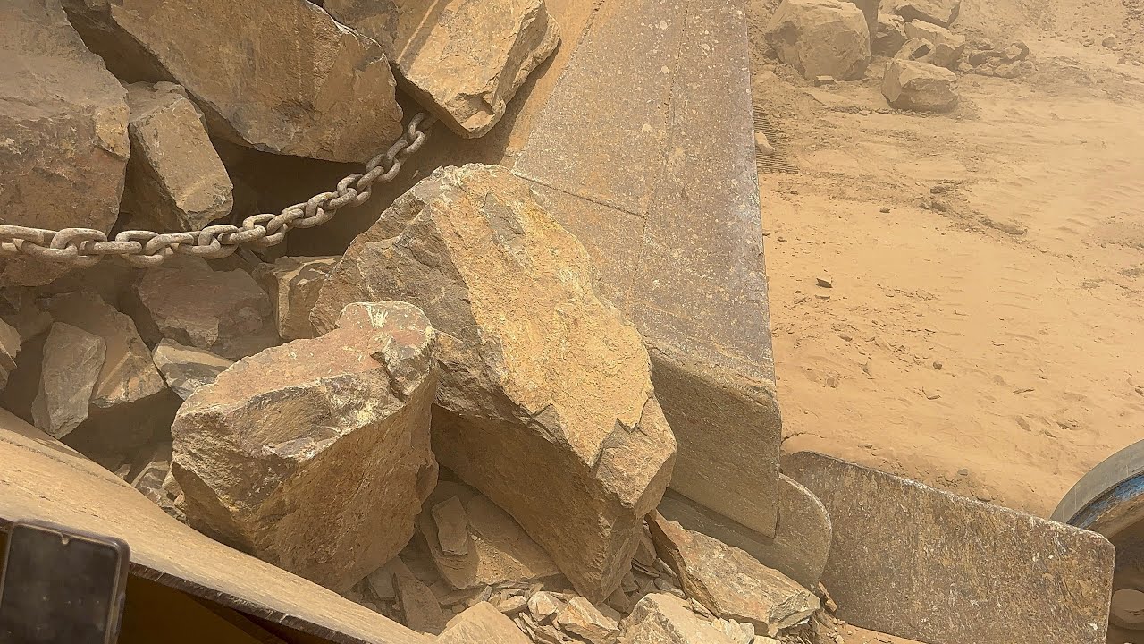 “Extreme Stone Crushing Action | Giant Rocks vs Powerful Crusher ...