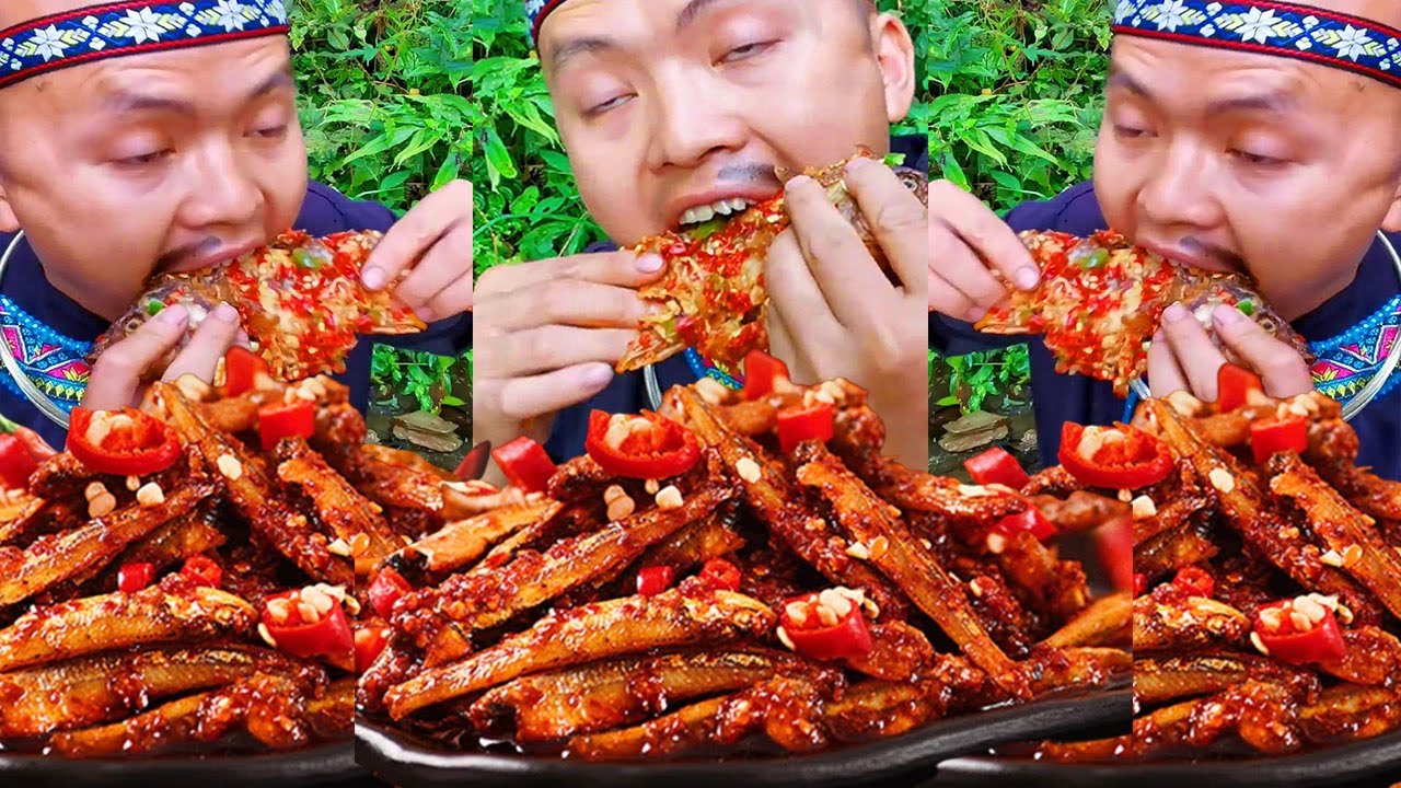 【ASMR MUKBANG】The guy challenged to eat fish in sour soup, spicy and ...