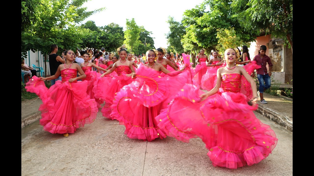 IX Encuentro de Polleritas Sincé 2017 - YouTube