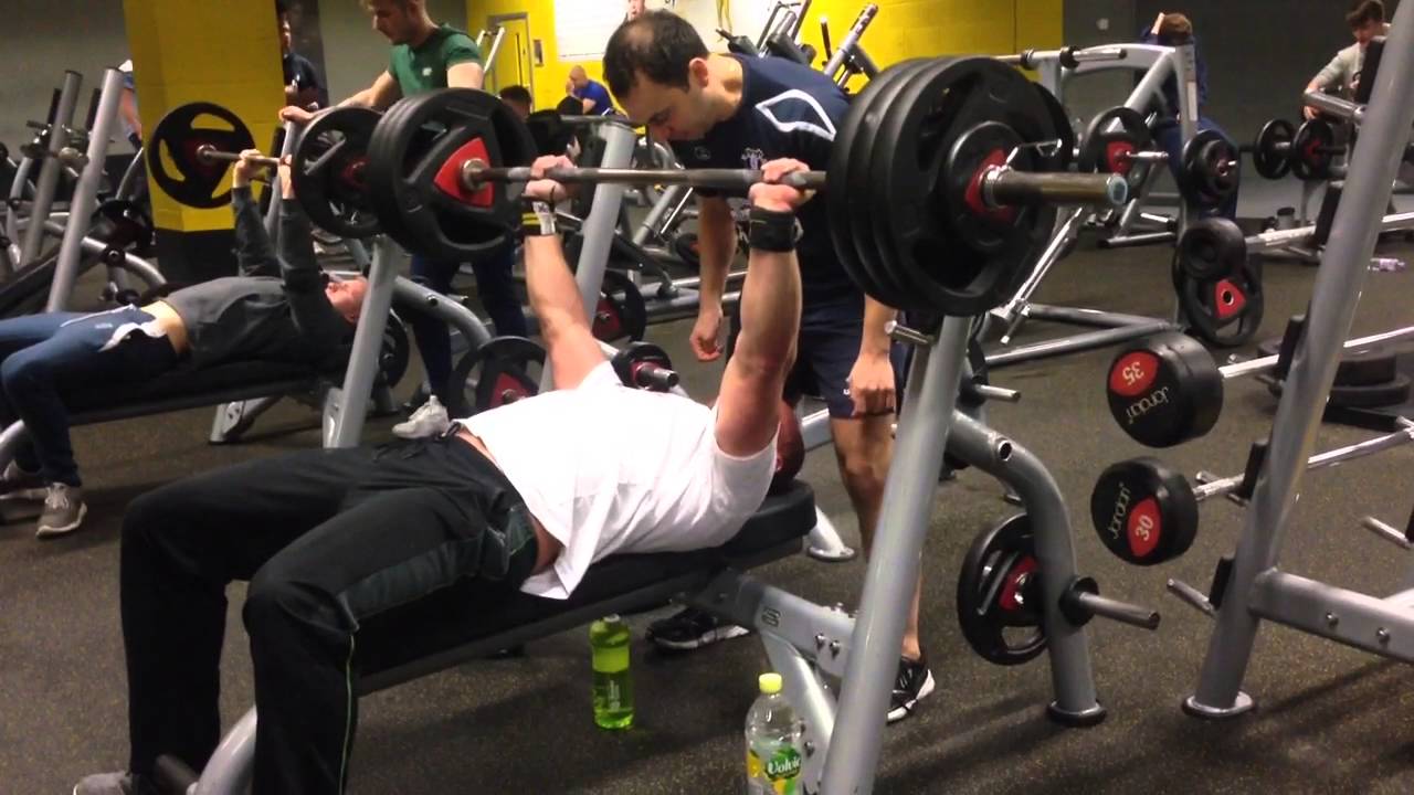 145Kg Bench Press - YouTube