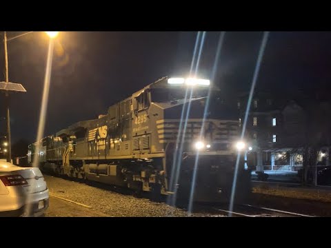 A Night Of Railfanning CSAO WPCA-36 With NS 4295,4248,8341 - YouTube