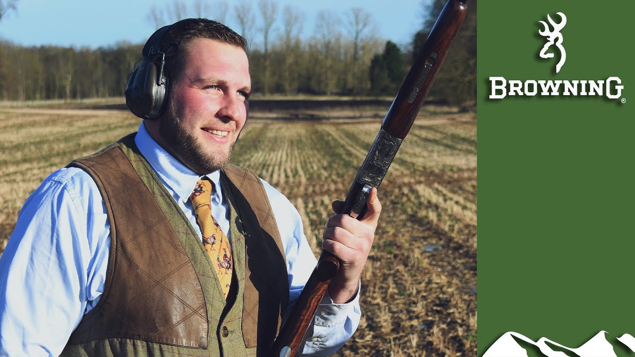 Gameshooting with a world champion: Sam Green - YouTube