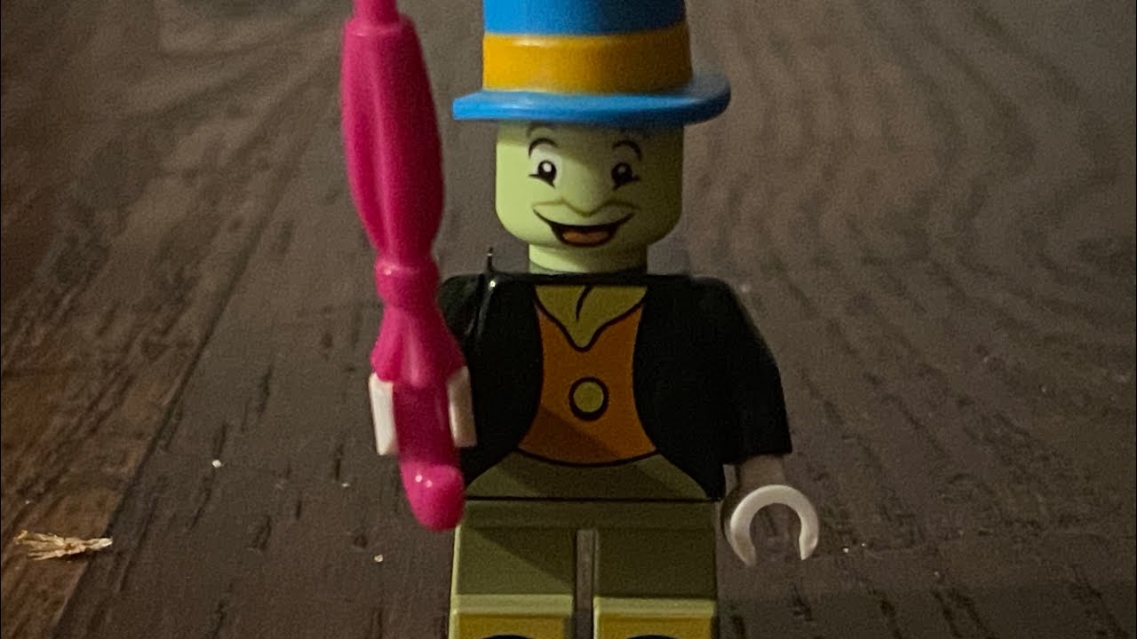 Building of Lego Jiminy Cricket on 1/6/23 - YouTube