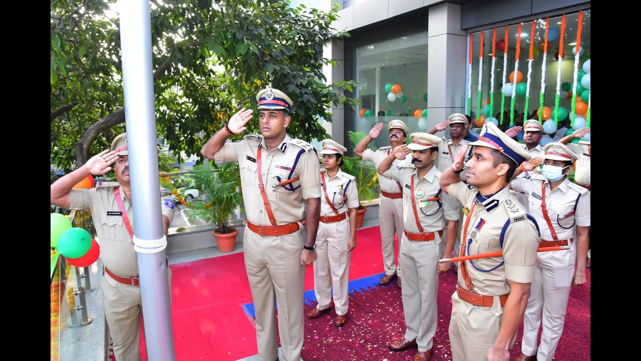 74th Republic Day 2023 | CP Kanthi Rana Tata Ips Hoists National Flag ...