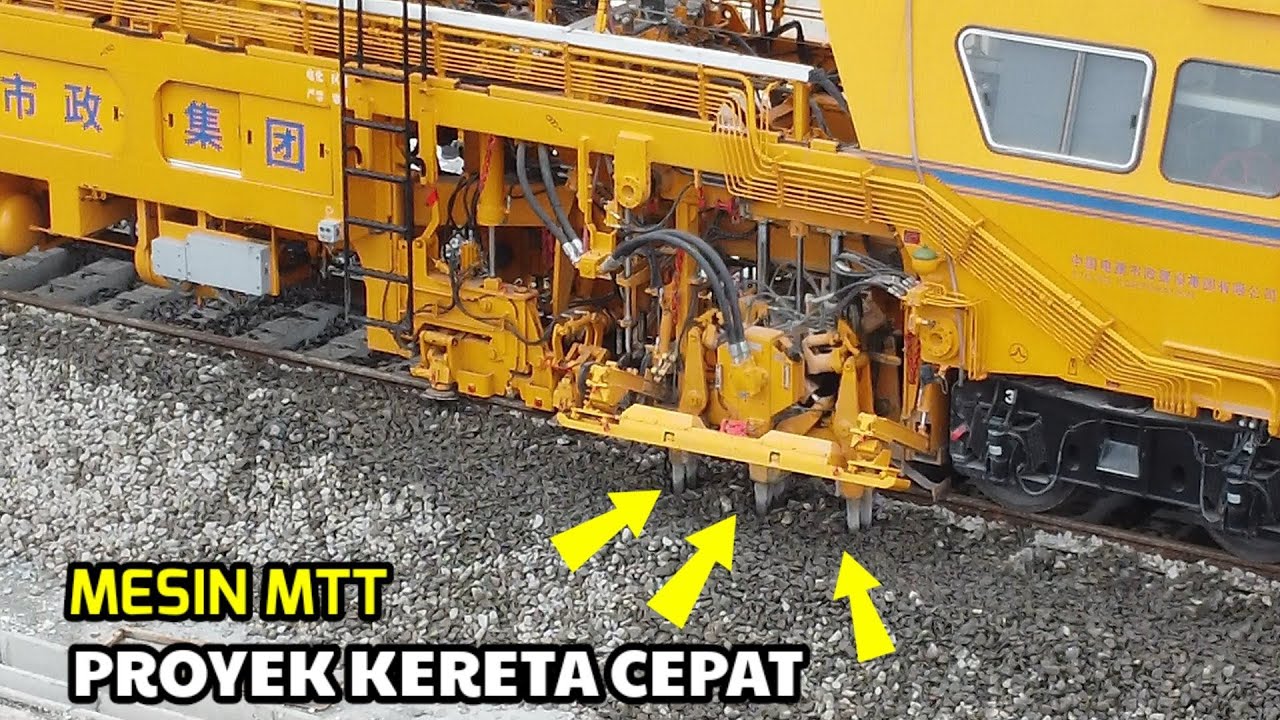 Beginilah cara kerja MESIN MTT untuk memadatkan ballast jalur KERETA ...