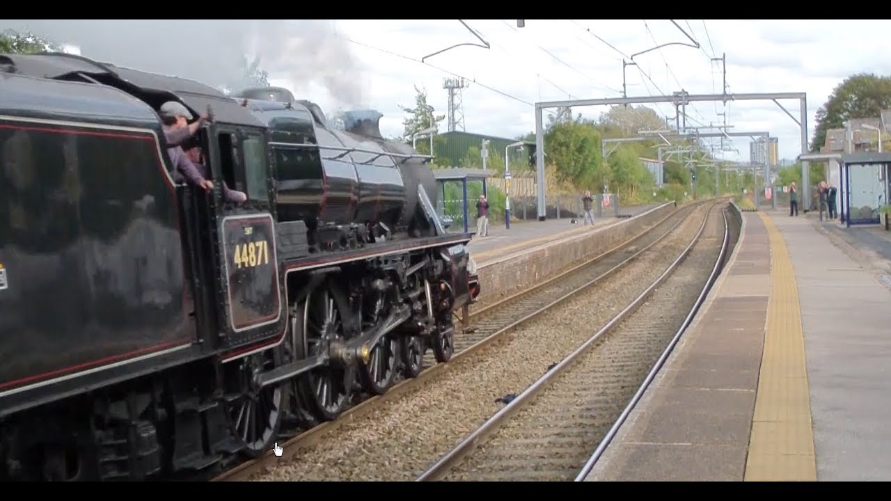 Every Northern Station Patricroft - YouTube