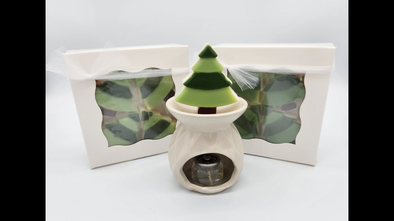 Making Christmas Tree Wax Melts using Soy Wax! - YouTube