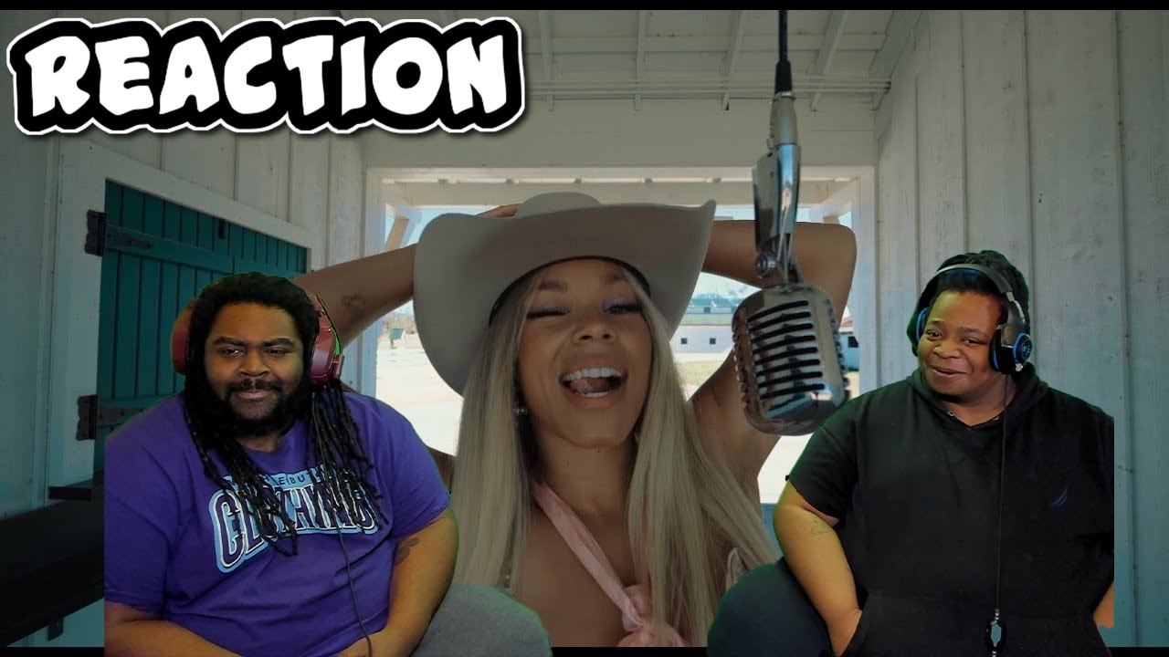 Tanner Adell - Buckle Bunny - Barnyard Session | REACTION!!! - YouTube