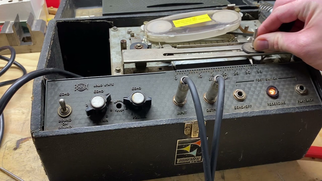 Echoplex ep3 demonstration - YouTube