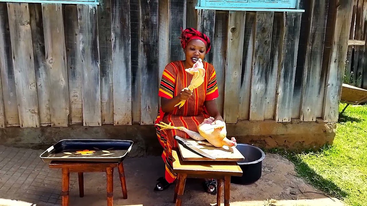 "Chelo cha Kuku Weighs almost 900gms" The chicken Thigh weighs 900gms ...