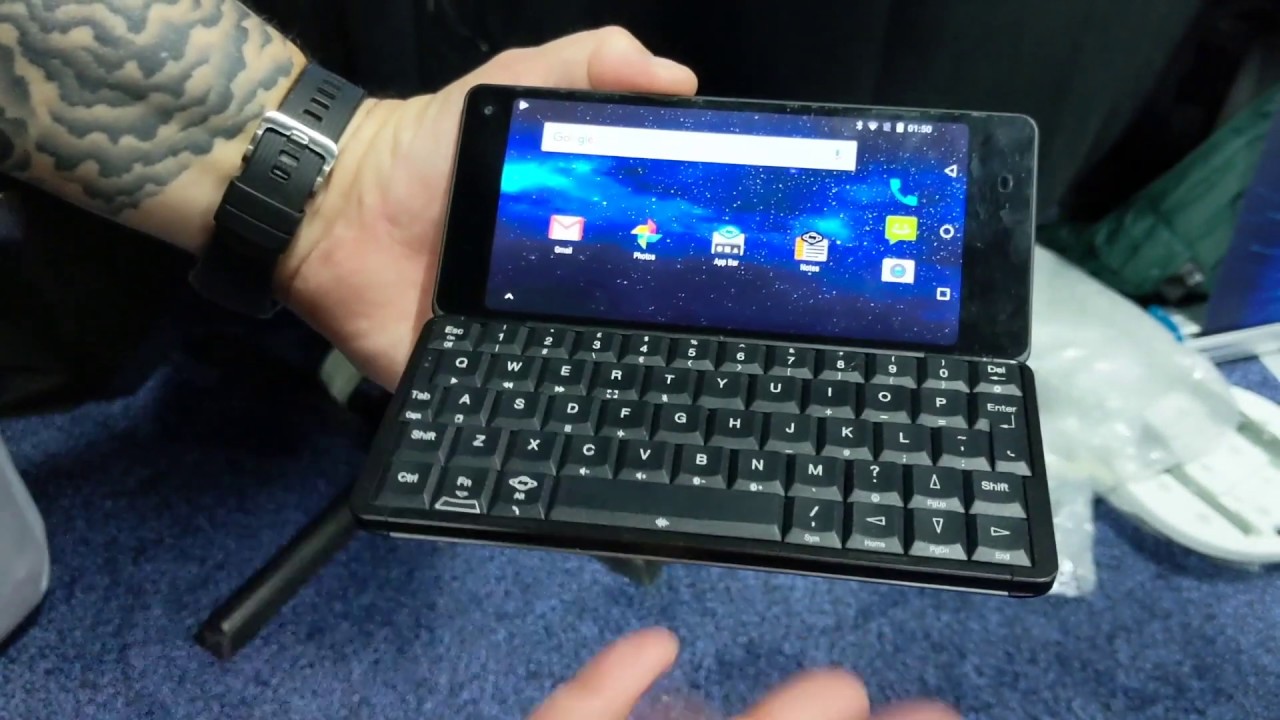 Cosmo Communicator PDA phone hands-on at #CES2019 - YouTube
