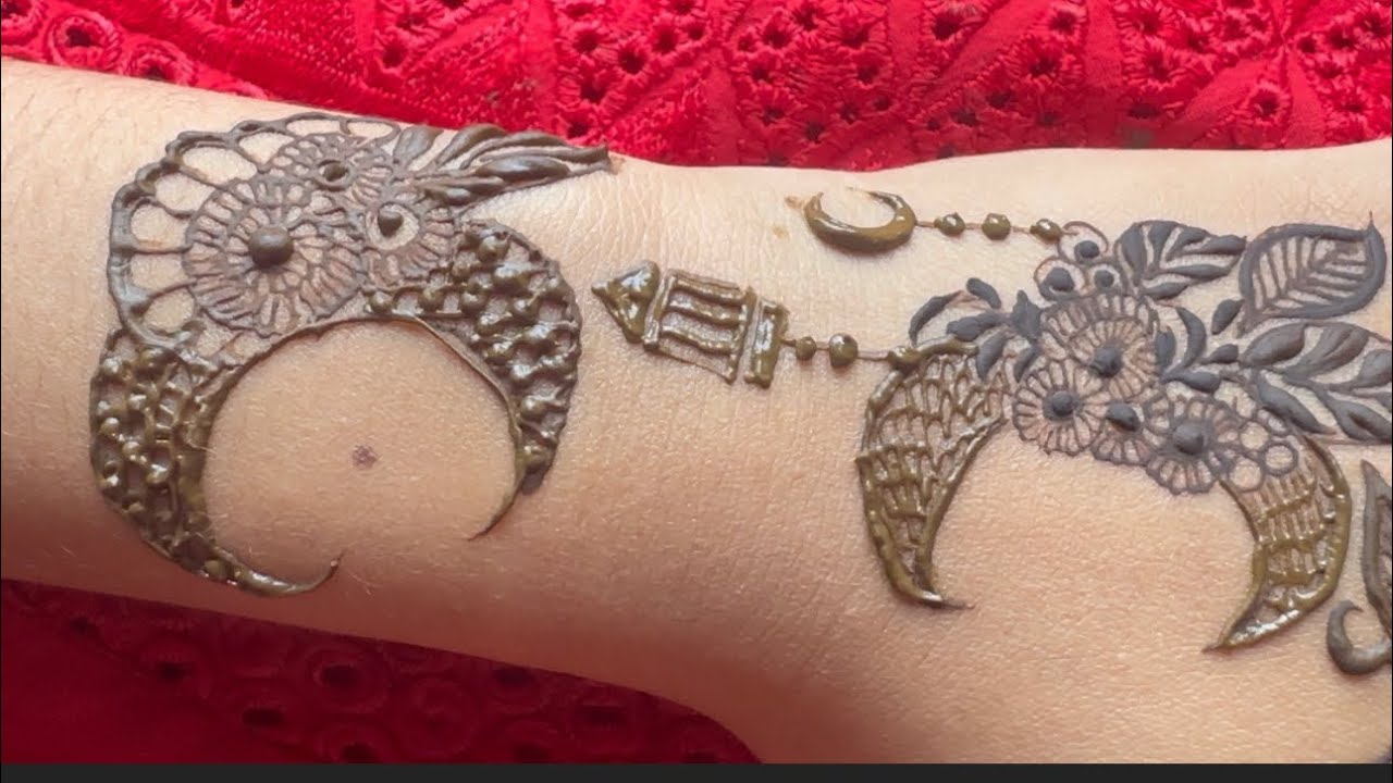 Half moon mehndi art || Chand Mehandi for Eid #halfmoonmehndi #moon ...