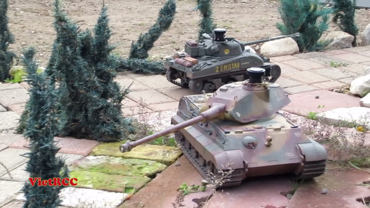 Last RC Tank Battle of 2021 - YouTube