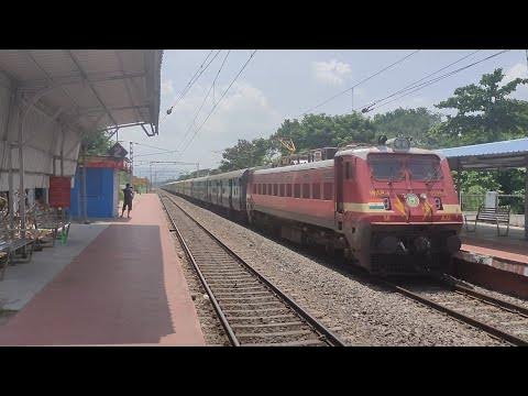 Deadly WAP 4, Train No:- 13351, Dhanbad - Alappuzha Bokaro Express Skips Marripalem Railway ...