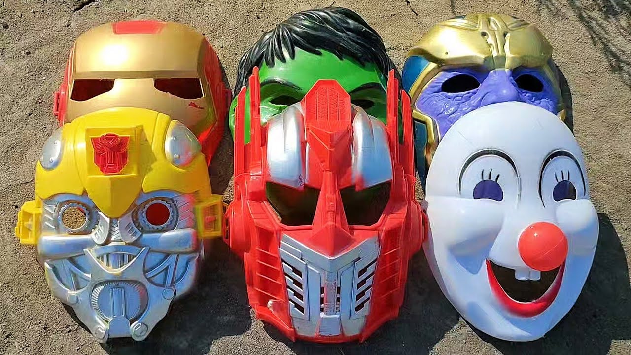 Membersihkan topeng superhero spiderman, hulk, ironman, thanos, badut ...