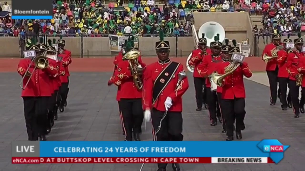 Freedom Day ceremonial guard of honour - YouTube