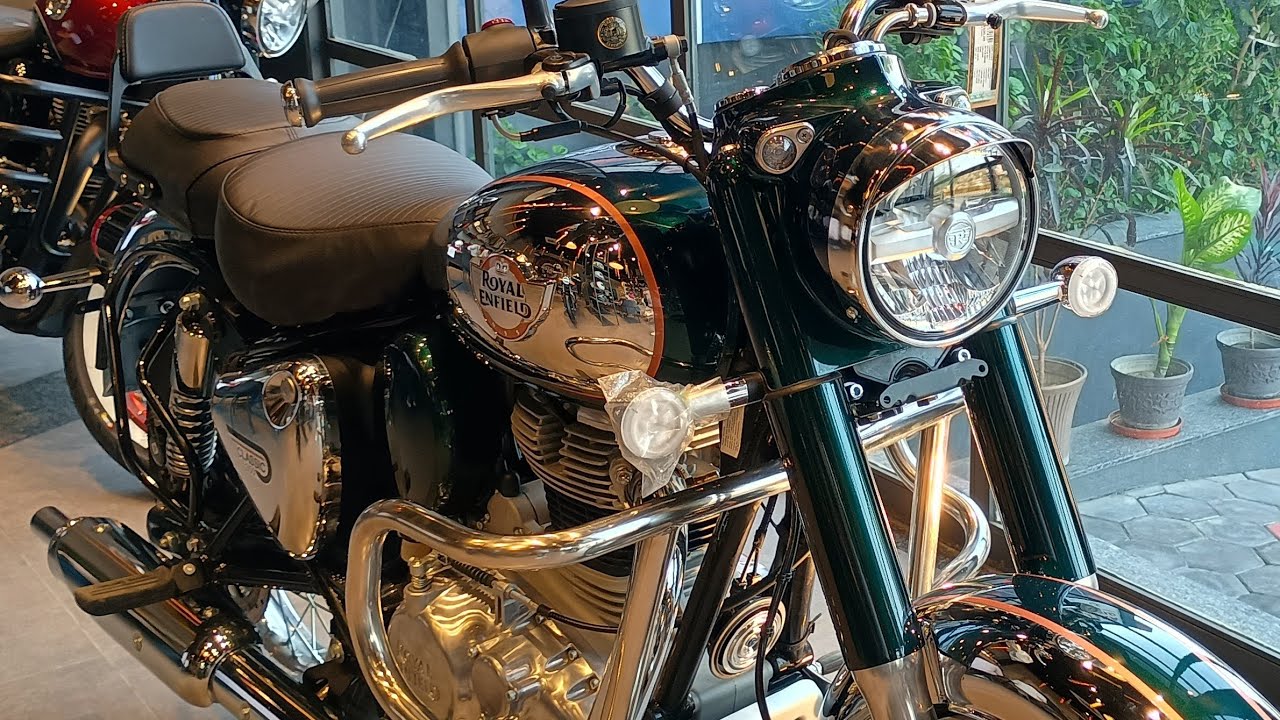Emerald Green | Classic 350 | Royal En field | Sv motors | Avantika LLP ...