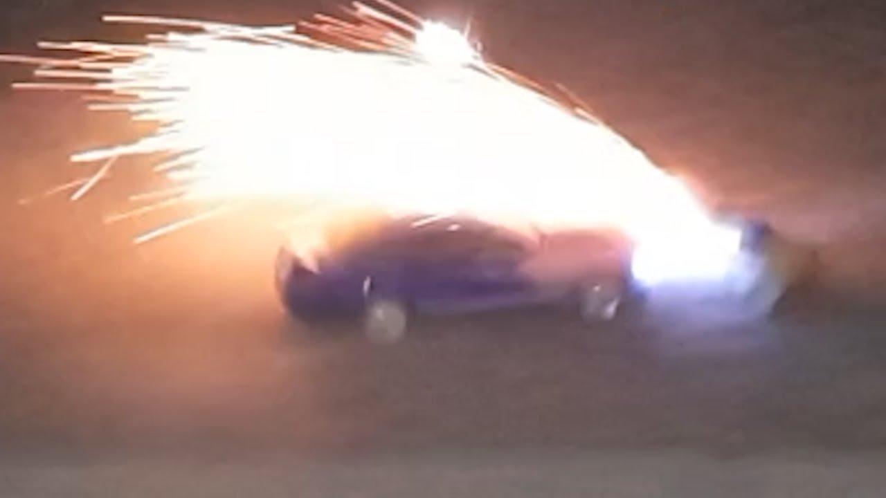 RC Ford Mustang VS Tank Fireworks - YouTube