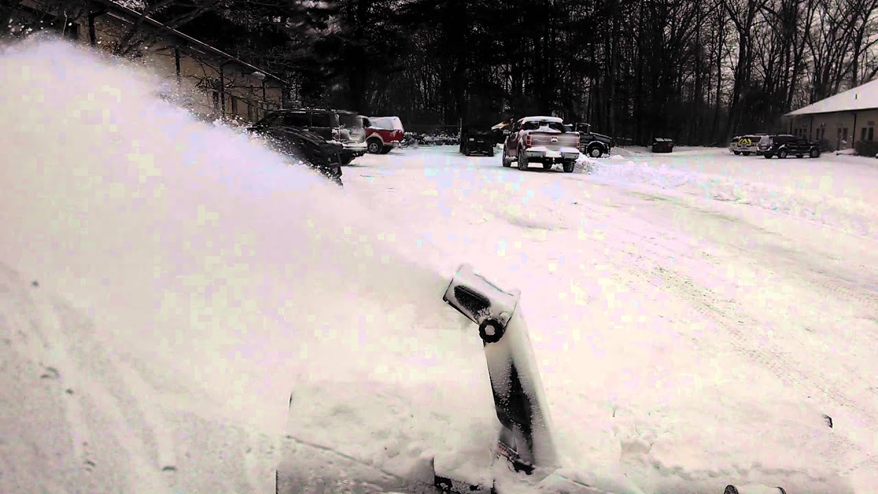 Polaris Brutus snowblower - YouTube