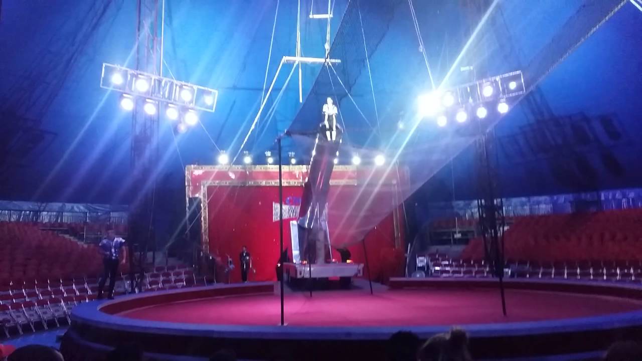El hombre bala circo unión - YouTube