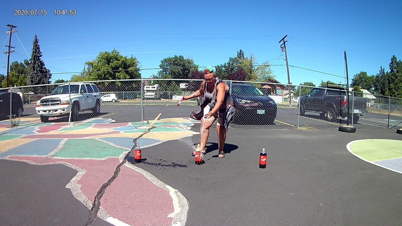 Pop Rocks, Pixie Sticks, and Mentos in Cola! - YouTube