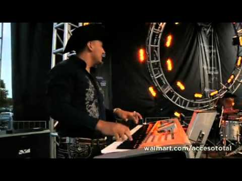 CONJUNTO ATARDECER QUIEN.. EN VIVO - YouTube