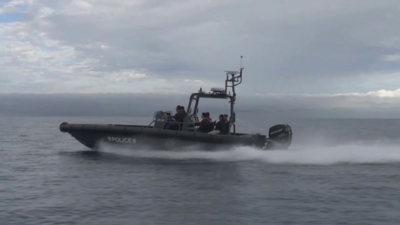 nb476-11M INTERCEPTOR BOAT - YouTube