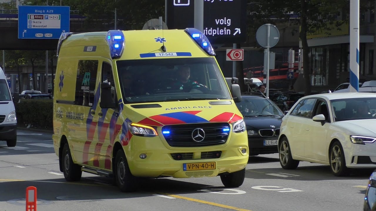 [Primeur!] Nieuwste rijopleidingsambulance Rotterdam-Rijnmond 17-542 ...