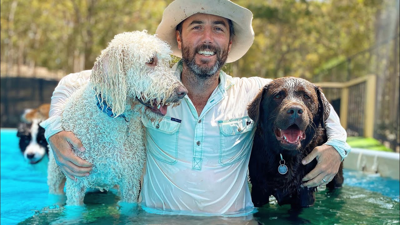 Monday at the farm - YouTube