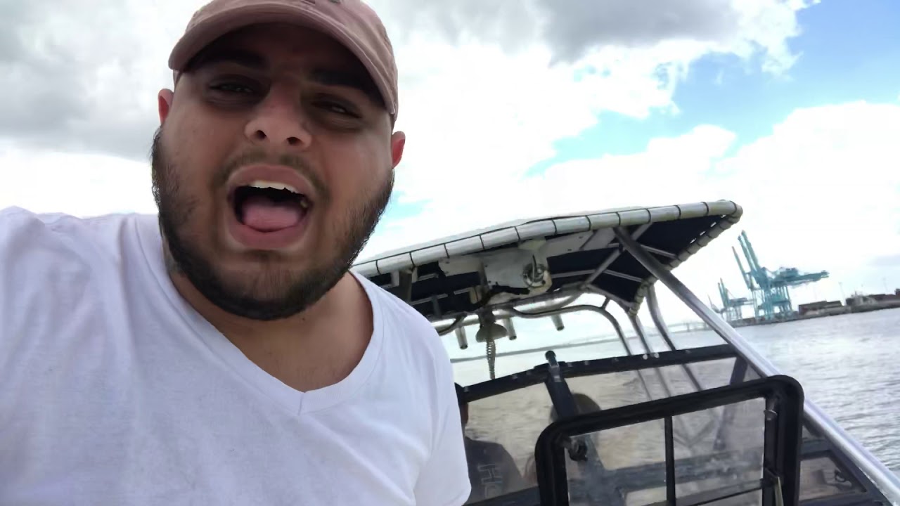 Mako 238 hitting record breaking 52mph! - YouTube