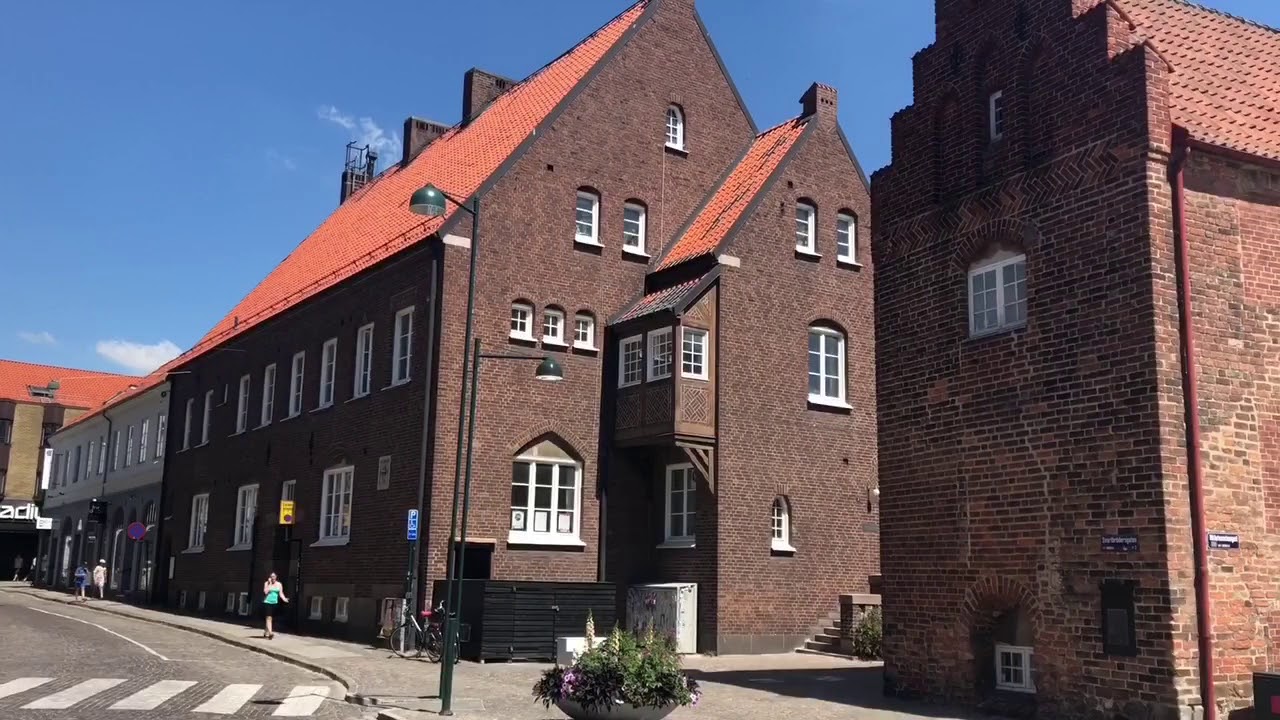 Lund Centrum (Gammal Stad) - YouTube