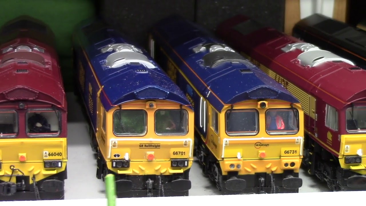 Bachmann class 66 lighting upgrade - YouTube