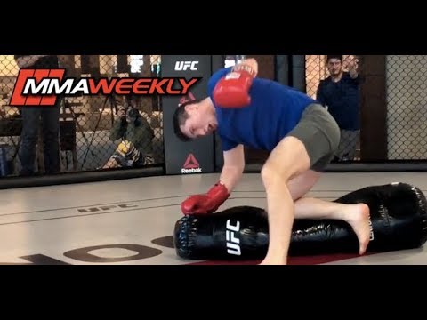 Darren Till Goes Nuts on Punching Bag at UFC 228 Workout - YouTube