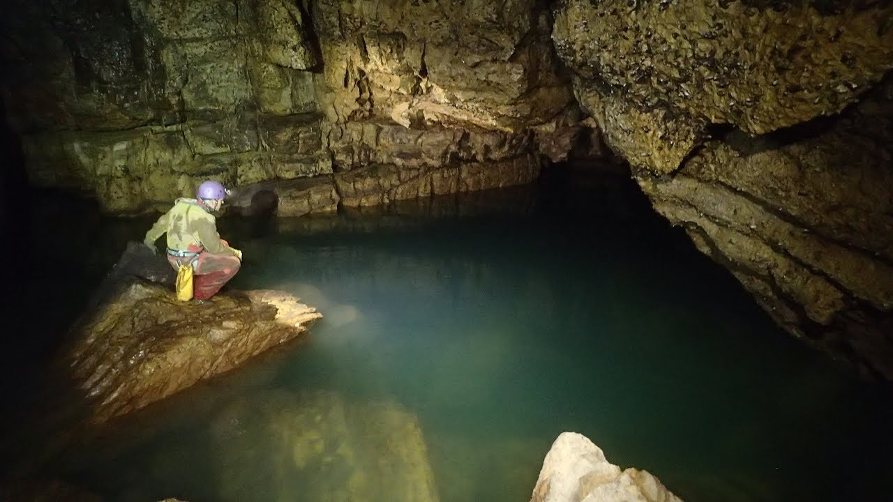 Jama Sežanske Reke: l'ultima finestra slovena sul Timavo! - YouTube