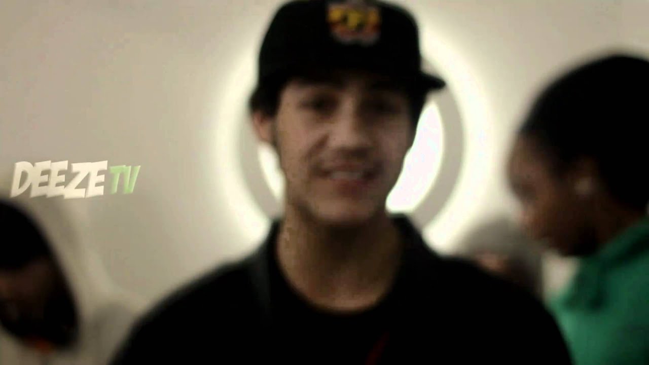 Deeze Tv (Freestyles) Flamez Depz an Young Smokez - YouTube