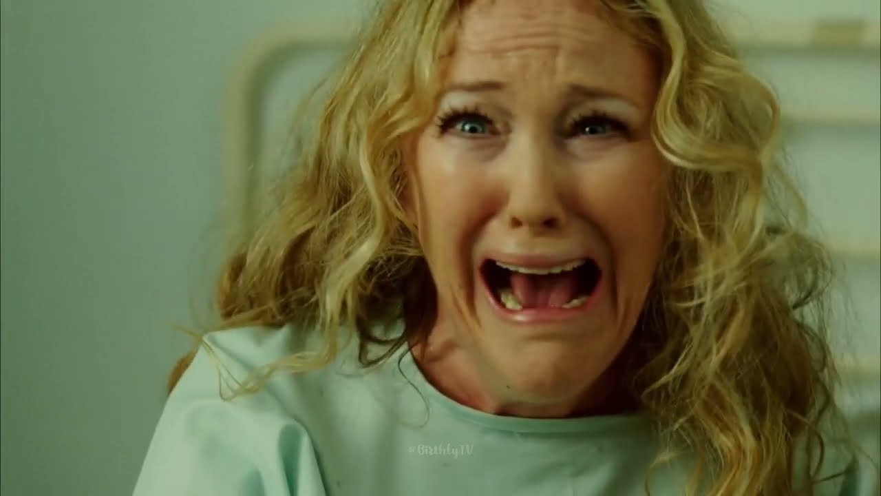 Penelope (2006): Jessica gives birth to Penelope after a curse is put ...