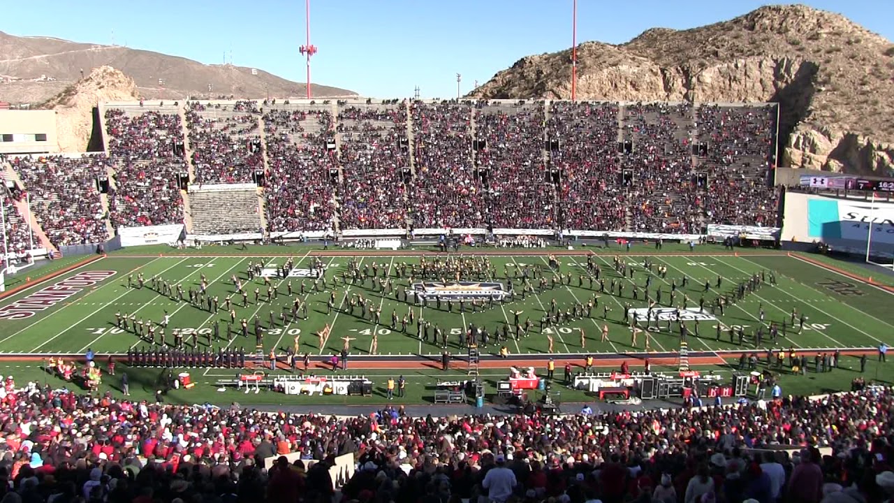 2018 Sun Bowl Pitt Band Halftime 12/31/2018 - YouTube