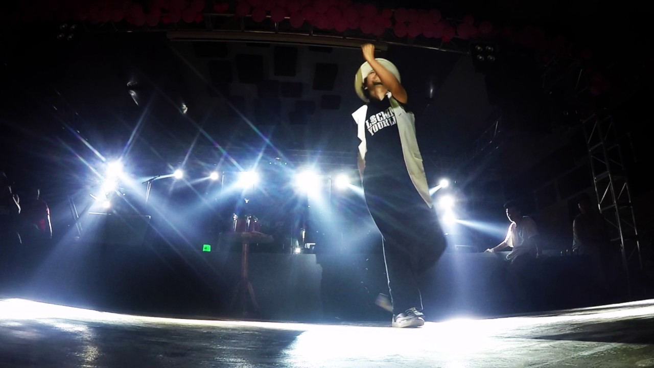 Mr.Tower very nice Locking dance show(from xinjiang sudden culture ...