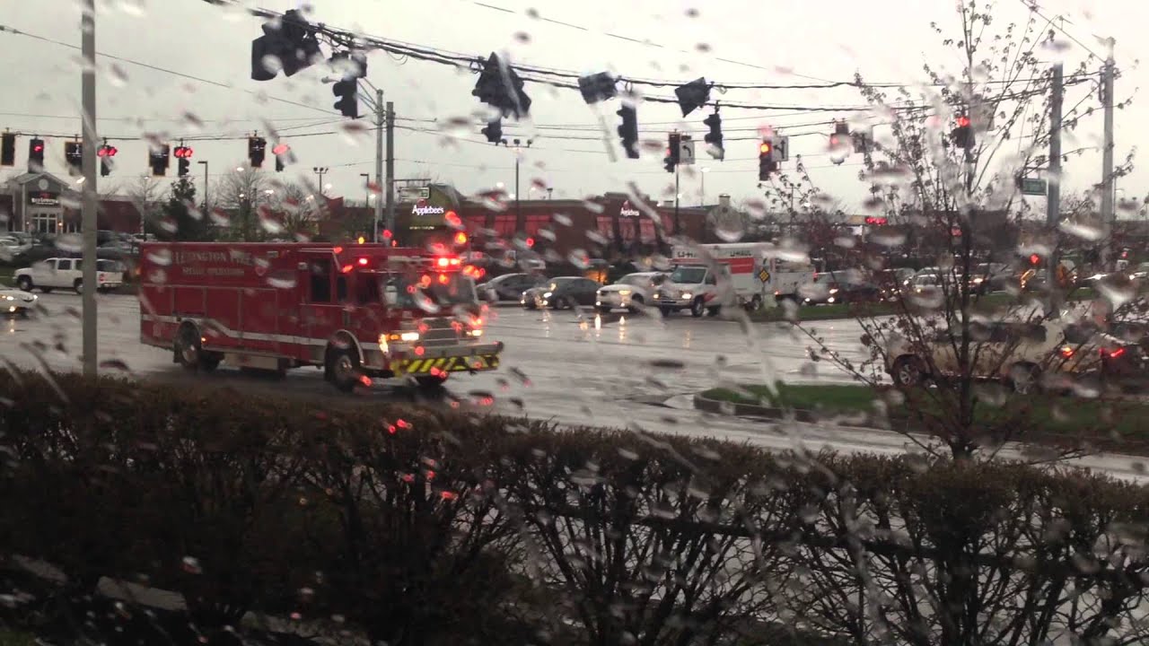 Lexington Fire Department's Rescue Co.1 Responding. - YouTube