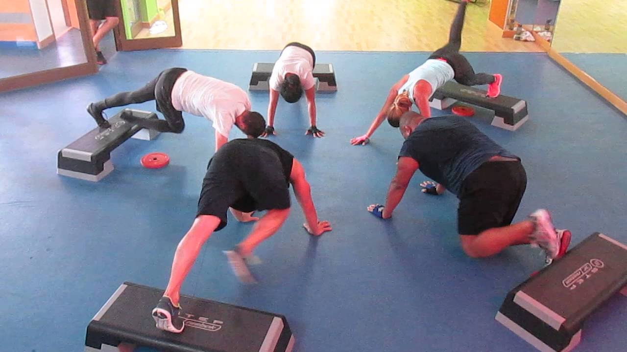 HIIT (Tabata) com Step Personal Trainer Luis Ramirez - YouTube