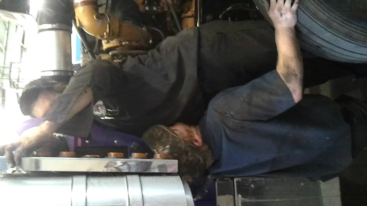 Gay mechanics - YouTube