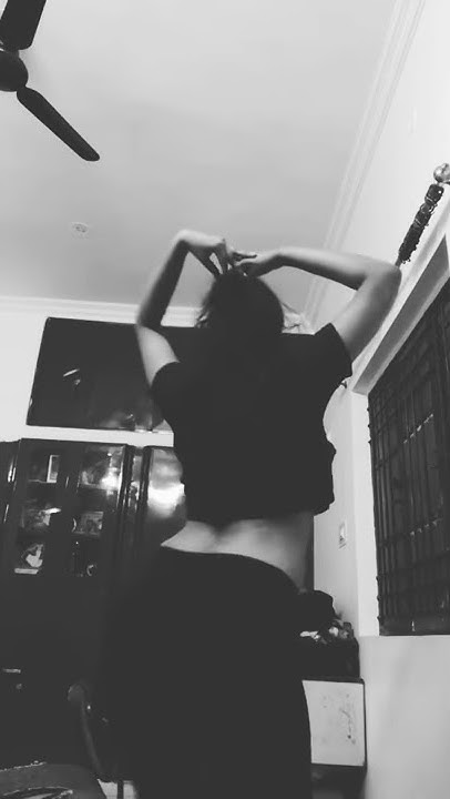 Cute Indian Girl Show Her Ass Dance Youtube