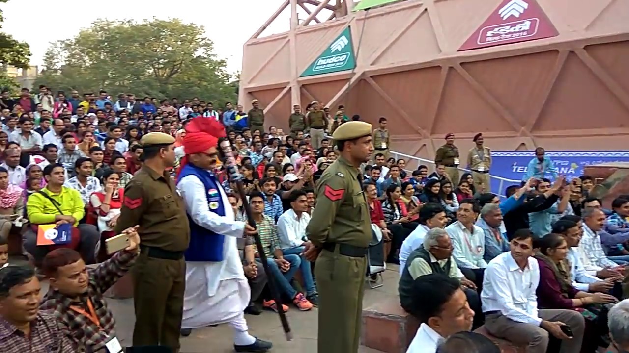 Origioanal Andy Haryana song - Gajender Phogat IITF Live - YouTube