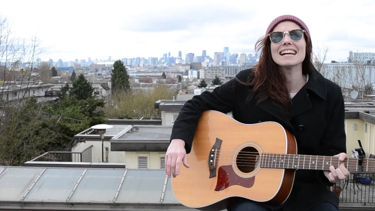 Kate Harquail - Head and my heart [Rooftop Sessions] - YouTube